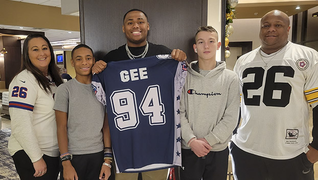 R-H standout plays in bowl game - The Charlotte Gazette | The Charlotte ...